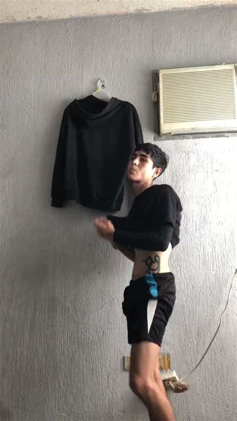 Dylan on Twitter Rt para más