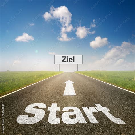 Straße mit Start Ziel Stock Foto Adobe Stock