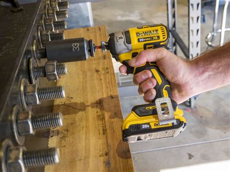DeWalt Atomic Compact 20V Max Impact Driver Review DCF850 43 OFF