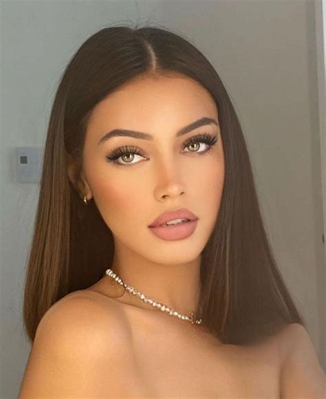 7 228 Gefällt mir Angaben 32 Kommentare makeup babes00 auf