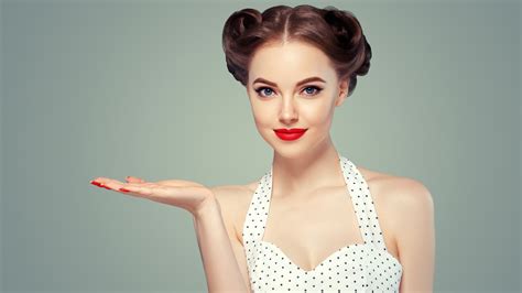 Women With Long Pussy Lips Porn Photos