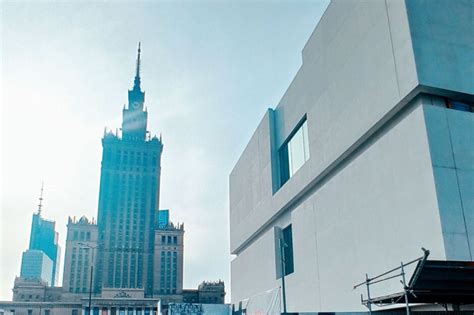 Muzeum Sztuki Nowoczesnej W Budowie Budynek Budzi Wielkie Emocje