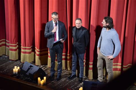 Il Concerto di Natale delle Scuole di Musica Niccolò Paganini incanta