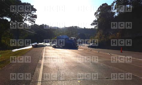Fuerte accidente vial deja pérdidas materiales en la carretera al norte