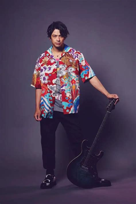 写真 1 4枚連続ドラマパリピ孔明に出演する森崎ウィンさんフジテレビ提供 MANTANWEBまんたんウェブ