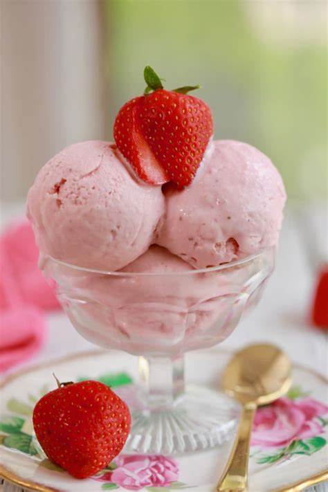 Homemade Strawberry Ice Cream Recipe Gemma S Bigger Bolder Baking