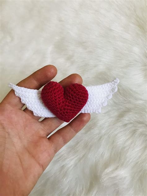 Amigurumi Melek Kanatlı Kalp Yapımı
