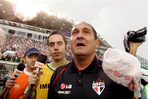 Há 10 anos Muricy ganhava o seu título mais especial pelo São Paulo