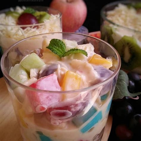 Cara Membuat Salad Buah Enak Sederhana Praktis Dan Sehat