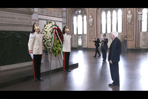 L Omaggio Di Mattarella A Manzoni Al Cimitero Monumentale Di Milano
