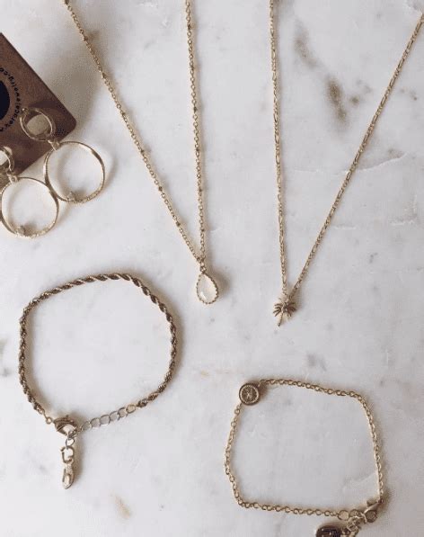 12 marques de bijoux faits au Québec ParJosianne