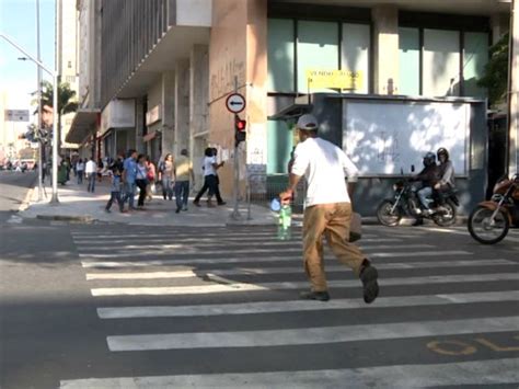 G1 Cresce 19 o número de mortes de pedestres em Campinas diz Emdec