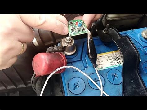 Cómo usar la batería del auto en el control remoto del portón