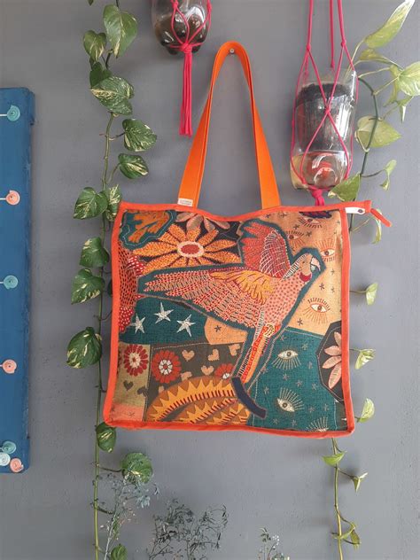 Maxi Bolsa Quadrada Zíper Bi Estampa Upcycling Farm Elo7