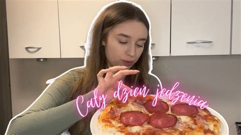 CAŁY DZIEŃ JEDZENIA 2100 kcal PIZZA Z PINSY PANCAKE ZE SKYREM YouTube