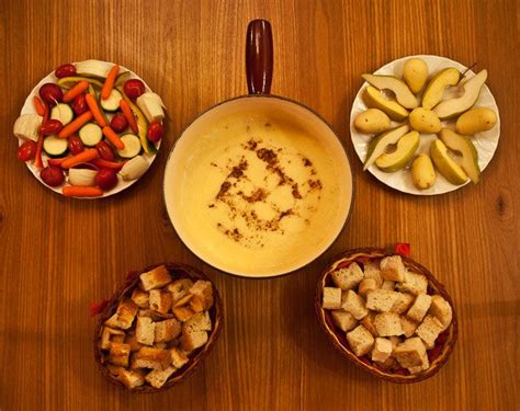 Fondue fromage moitié moitié of La Fondue restaurant in Florence