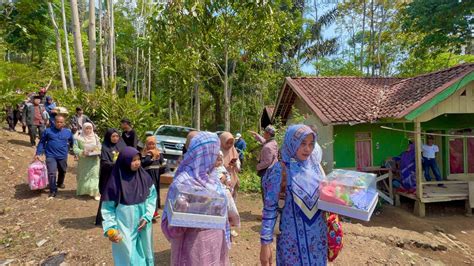 Penuh Perjuangan Haru Beginilah Nikahan Sunda Di Kampung Terpencil