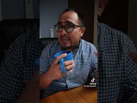 Roberto Rocha Me Tiene Embrujado Y Me Lee La Mente Y Se Hace Pasar Por
