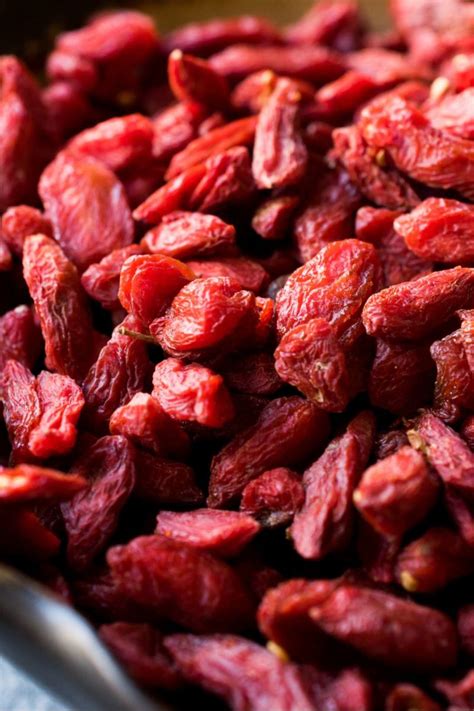 7 Goji Berry Benefits Backed By Science
