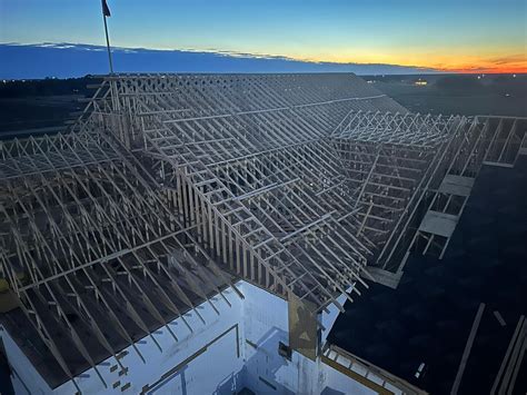 Everything S Bigger In Texas Structural Truss Systems