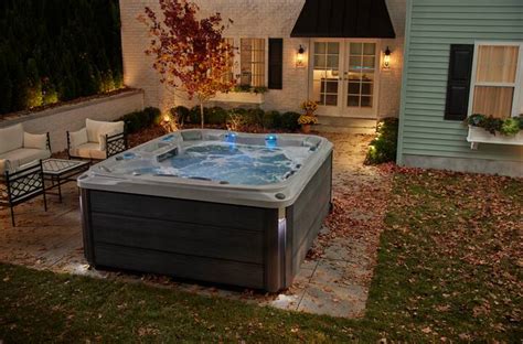 The 4 Best Hot Tub Brands For The Ultimate Spa Experience