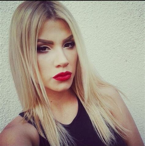 SKINULA SE ROĐENA SESTRA MILJANE KULIĆ TELO ČISTA 10 ka GRUDI VEĆE OD