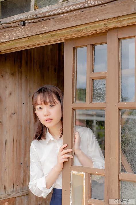 Yura Kano Graphis Gals Sweet Memories Vol Share Erotic