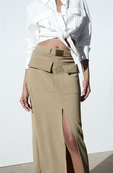 La Prenda Top Ventas De Esta Semana En Zara Es Una Falda Midi Cargo