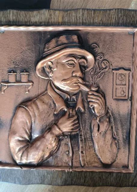 Ancien Tableau Carr En Bois Et Cuivre Repouss Homme Avec Pipe En