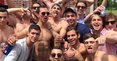 Ein Frat Party Spiel Verwandelt Sich In Der BJ Zeit Telegraph