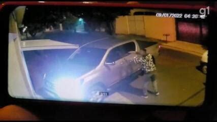 Policial Militar Abordado Na Porta De Casa Reage A Assalto E Mata