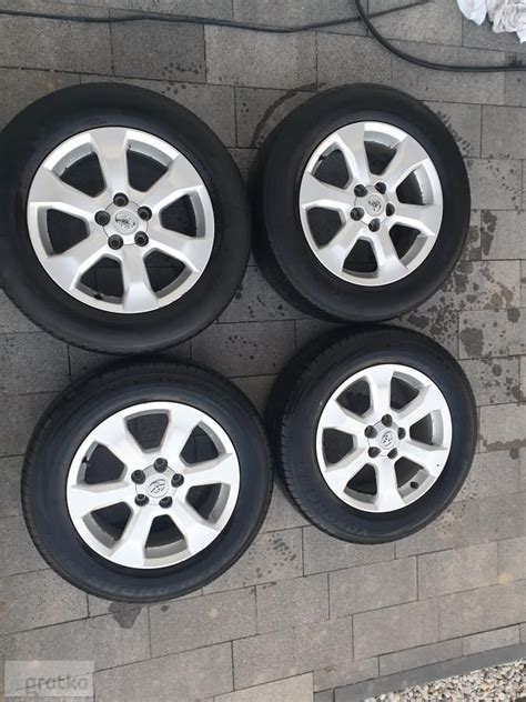 Koła Felgi aluminiowe oryginalne Toyota Rav4 17x7J ET 45 5x114 3