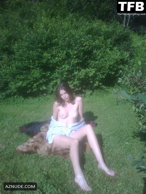 Charlotte Kemp Muhl Nude