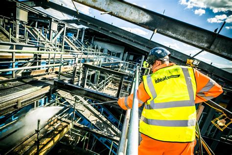 O que é Limpeza industrial tipos aplicações e onde contratar