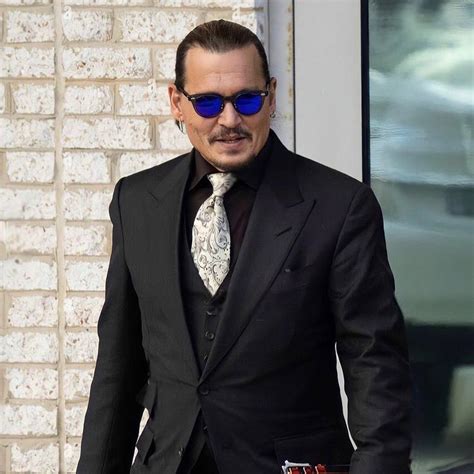 Central Johnny Depp On Twitter O J Ri Deliberou Quase Horas