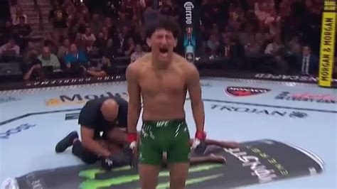 Mma L Norme Tko En Secondes Du Ph Nom Ne Rosas Jr Le Plus Jeune