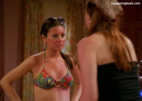 Mila Kunis Nude The Fappening Photo 392393 FappeningBook