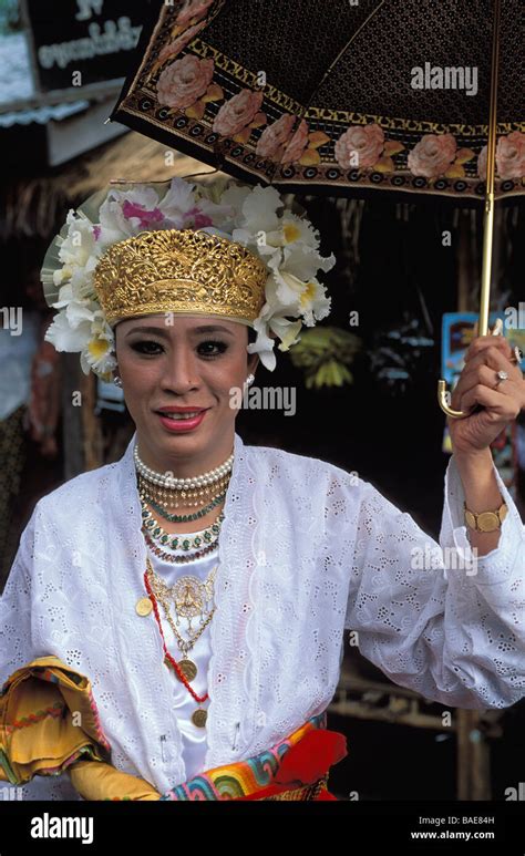 Myanmar Burma Sagaing Division Taungbyon Nat Pwe Festival Of Spirits Natgadaw Wife Of