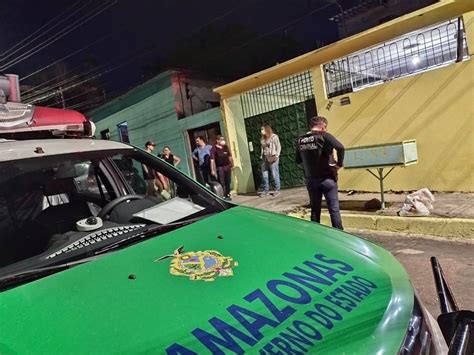 Homem é executado por pistoleiro dentro de casa em Manaus