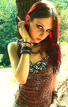 Ideas De Liz Vicious En Crop Tops Adolescentes Pelo Pelirojo