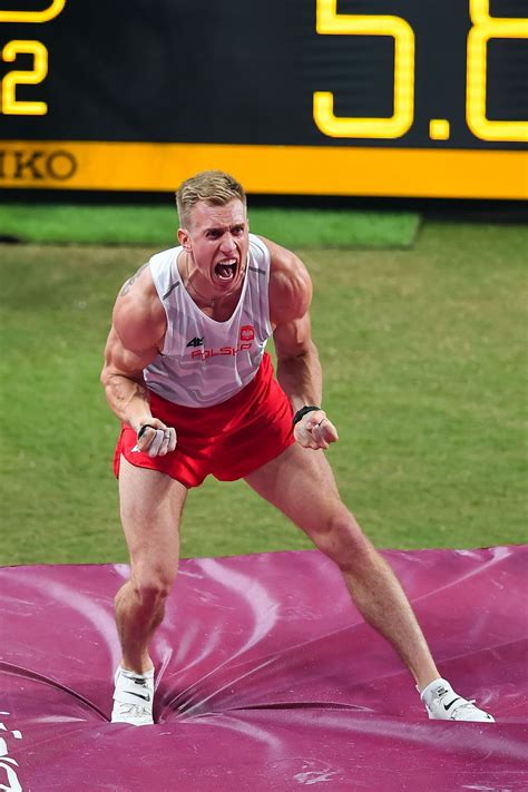 Tokio 2020 Piotr Lisek W Finale Skoku O Tyczce Odpadli Wojciechowski