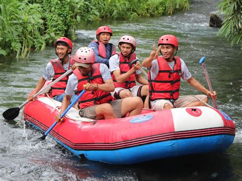 Promo Wisata Arung Jeram Bali Rafting Telaga Waja Karangasem Senggol Bali