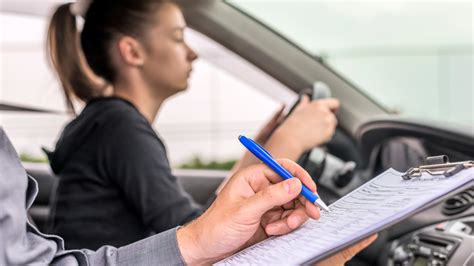 Estos son los 10 errores más comunes en el examen práctico de conducir
