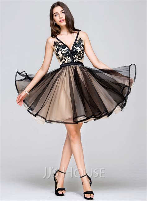 A Line Princess V Neck Short Mini Tulle Prom Dresses With Lace