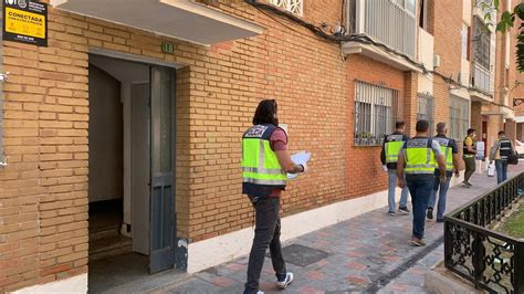 Cárcel para el detenido por matar a su compañero de piso y apuñalar a