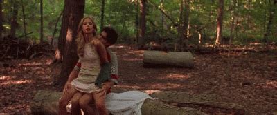 Sarah Michelle Gellar Harvard Man Wifflegif