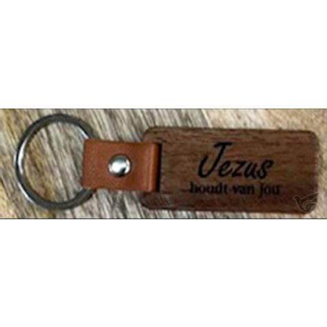 Sleutelhanger Hout Leer Jezus Houdt Van 7422257139129