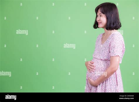 Pregnant Thai Woman Hi Res Stock Photography And Images Alamy