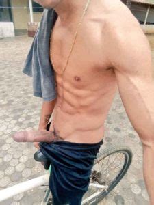 Con La Polla Dura En Bicicleta Tema Gay Porno Sexo Fotos Xxx Machos
