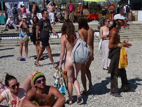 Two Naked Teens At Very Public Beach Concert Russian Sexy Girls